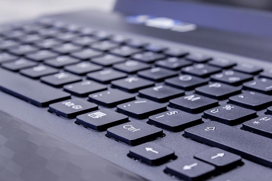 Comprar Ordenador Portátil de 600€ Online - Consejos y Trucos