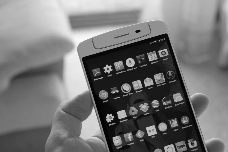 ¿Por qué usamos cada vez smartphones más grandes?